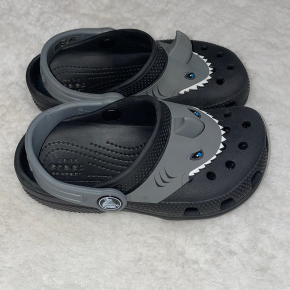 CROCS | Shoes | Crocs Kids Unisex Kids Fun Lab Classic Shark Clog ...